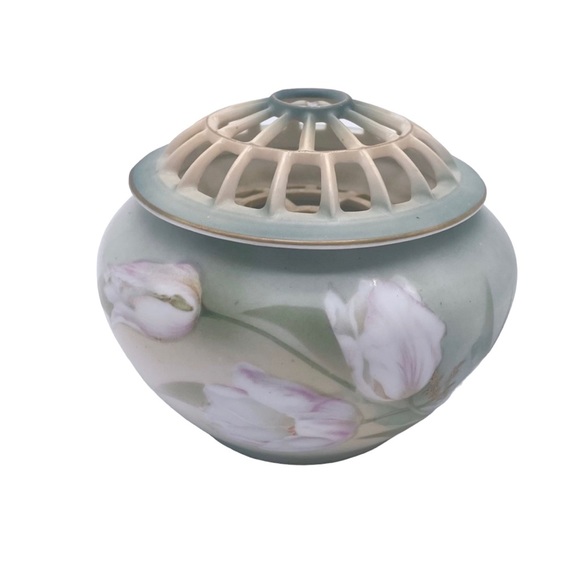 RS Prussia | Accents | Rs Prussia Porcelain Flower Frog Flower Vase ...